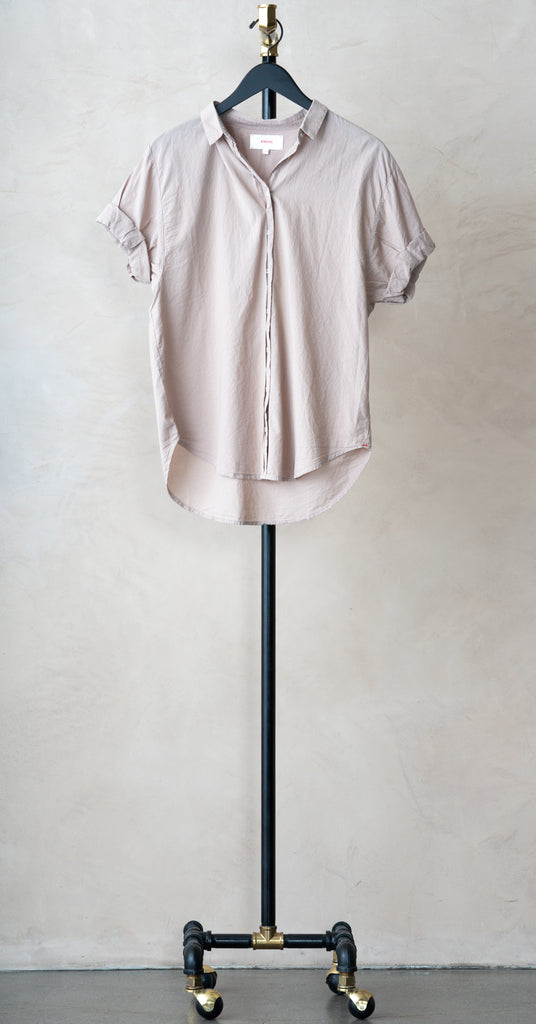 Xirena Channing Sand Dollar | Elizabeth & Prince